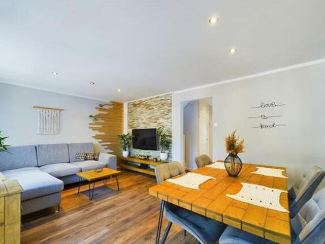3 Bedroom End Of Terrace House For Sale In Thorneywood