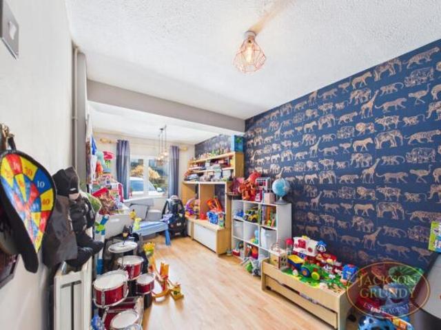 3 bedroom end of terrace house for sale in Thornfield, Cherry Lodge, NN3 8QR, NN3