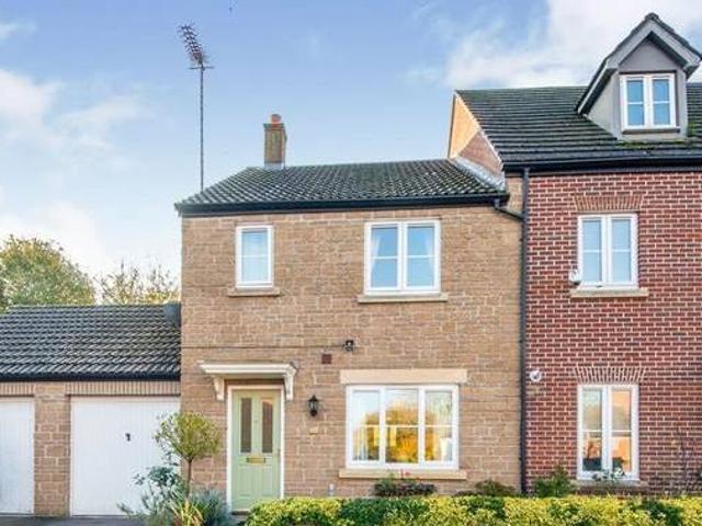 3 bedroom end of terrace house for sale in Tithe Court Yeovil BA20