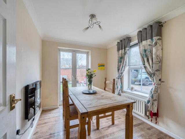 3 bedroom end of terrace house for sale in Treforest Close, Swindon, SN25