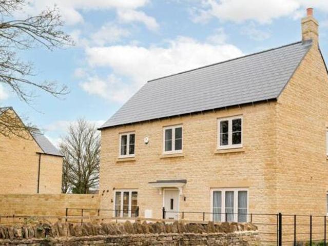 3 Bedroom End Of Terrace House For Sale In Upper Rissington