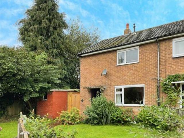 3 Bedroom End Of Terrace House For Sale In Vicars Cross, Chester