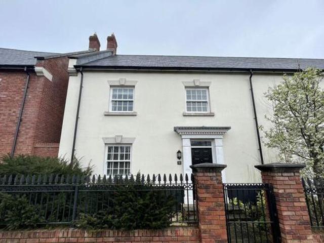 3 Bedroom End Of Terrace House For Sale In Yeovil, Somerset