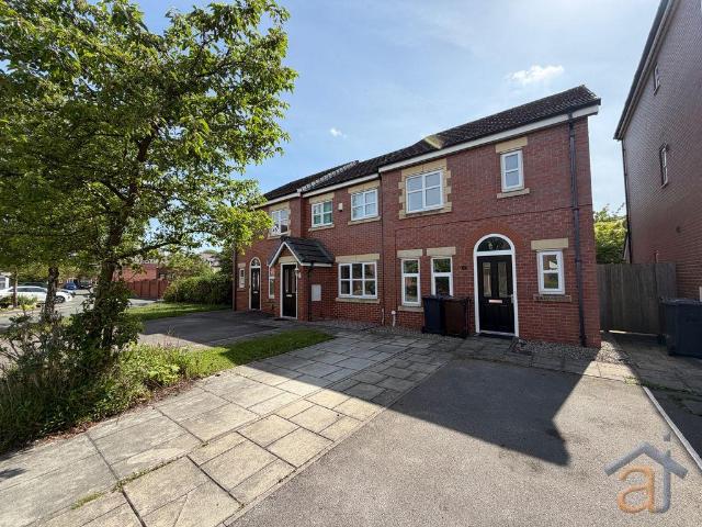 3 bedroom end of terrace house to rent