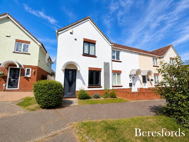 3 bedroom end of terrace house to rent