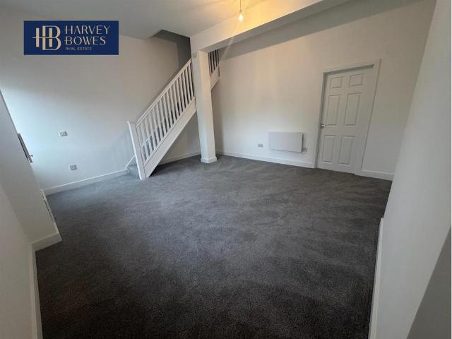3 bedroom end of terrace house to rent
