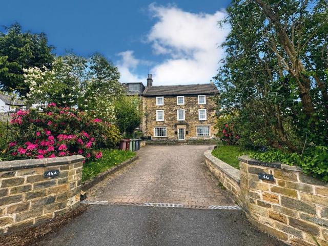 3 bedroom end of terrace house to rent