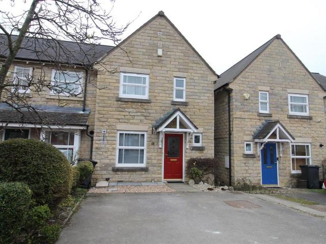 3 bedroom end of terrace house to rent
