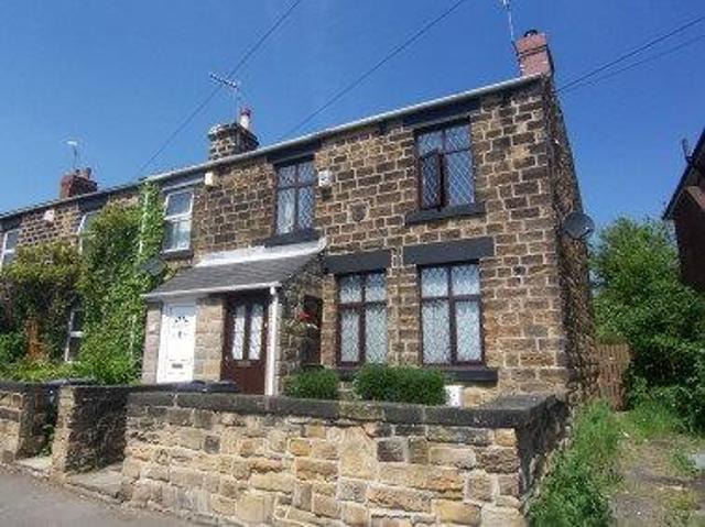 3 bedroom end of terrace house to rent