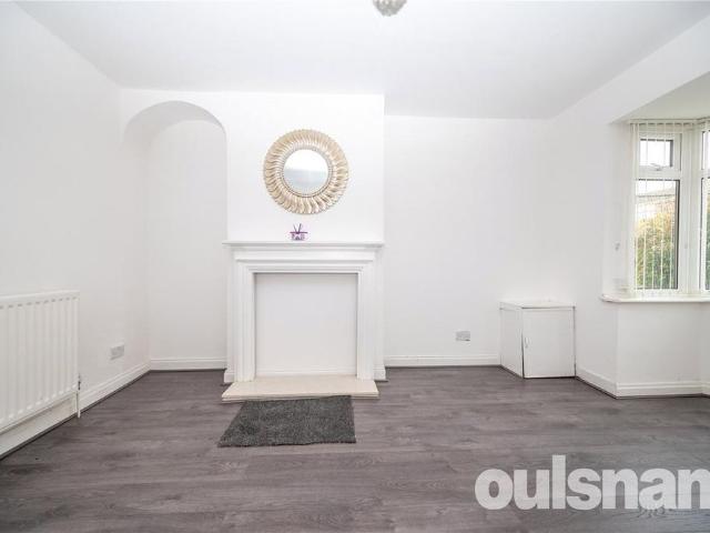 3 bedroom end of terrace house to rent