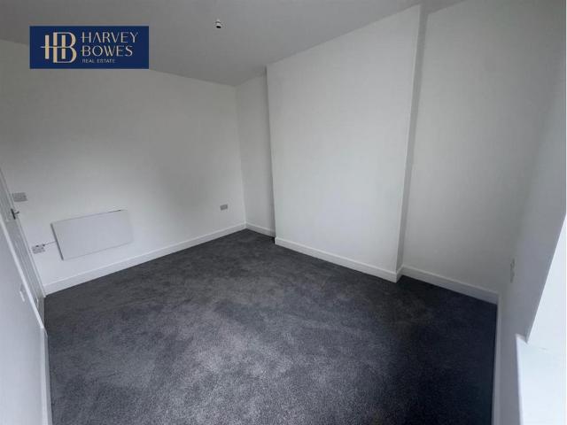 3 bedroom end of terrace house to rent