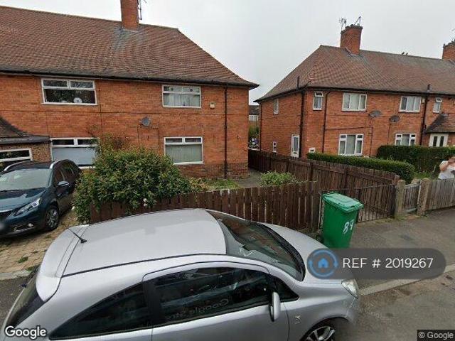 3 bedroom end of terrace house to rent