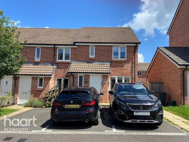 3 bedroom end of terrace house to rent
