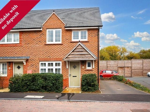 3 bedroom end of terrace house to rent