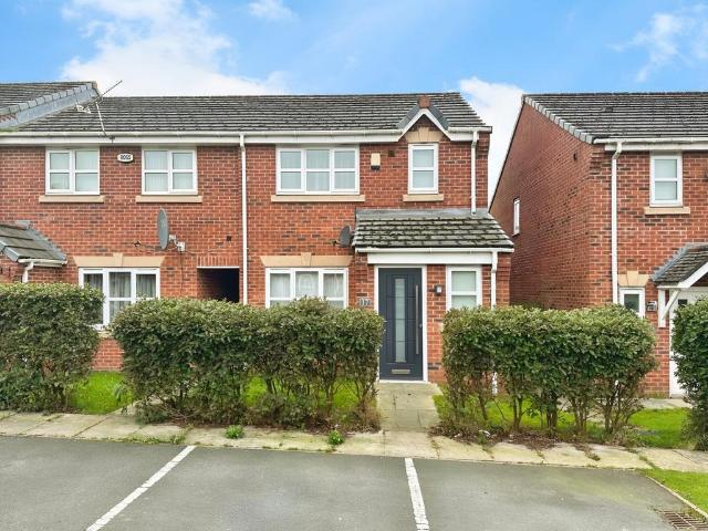 3 bedroom end of terrace house to rent
