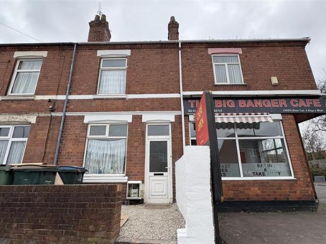 3 bedroom end of terrace house to rent