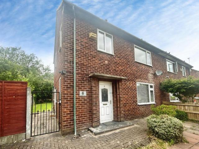 3 bedroom end of terrace house to rent