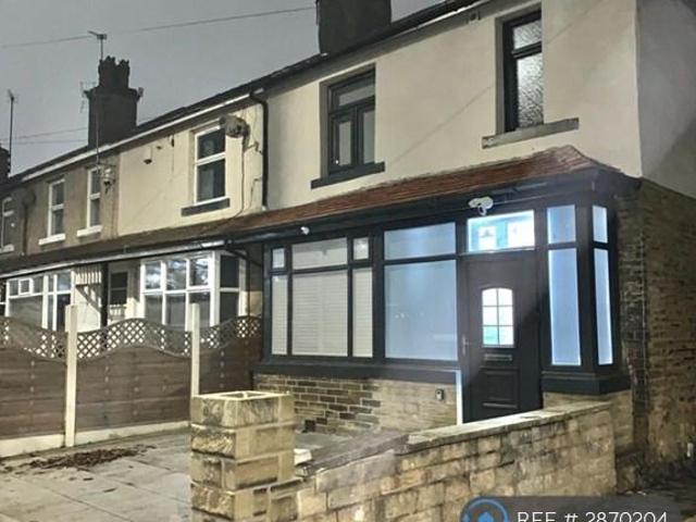 3 bedroom end of terrace house to rent