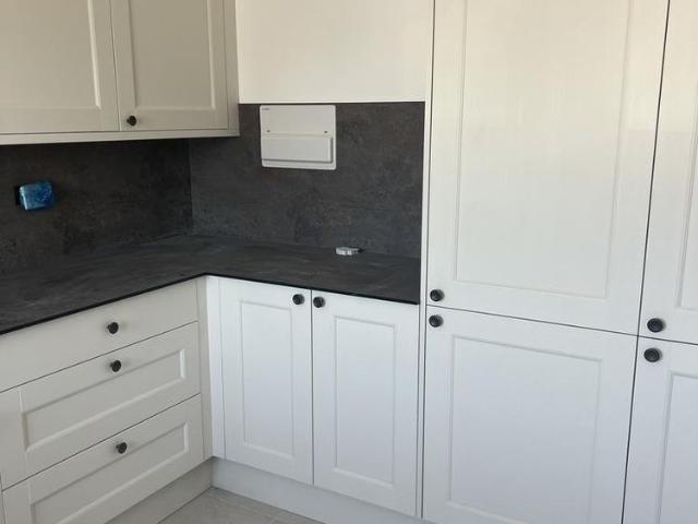3 bedroom end of terrace house to rent