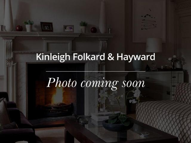 3 bedroom end of terrace house to rent