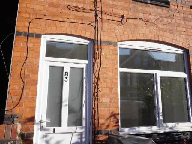 3 bedroom end of terrace house to rent