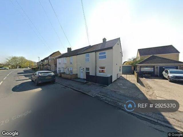 3 bedroom end of terrace house to rent
