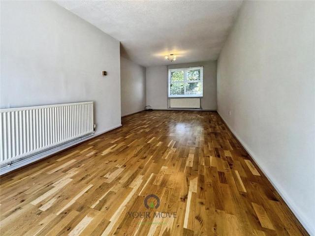 3 bedroom end of terrace house to rent