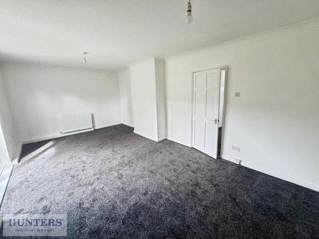 3 bedroom end of terrace house to rent