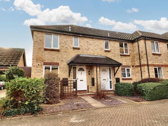 3 bedroom end of terrace house to rent