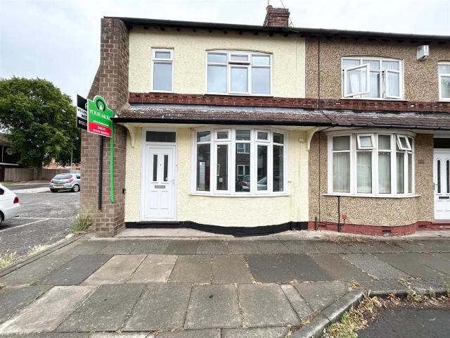 3 bedroom end of terrace house to rent