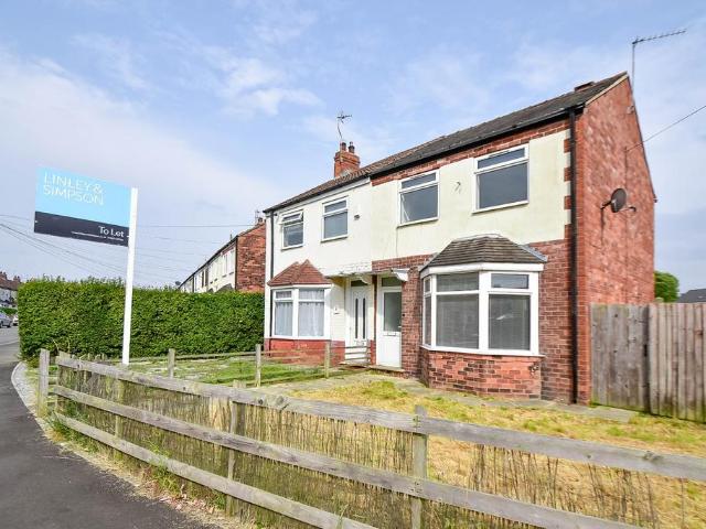 3 bedroom end of terrace house to rent