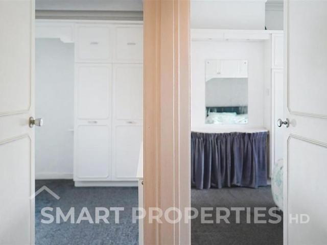 3 bedroom end of terrace house to rent