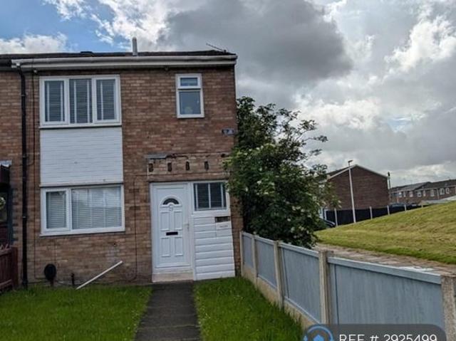 3 bedroom end of terrace house to rent