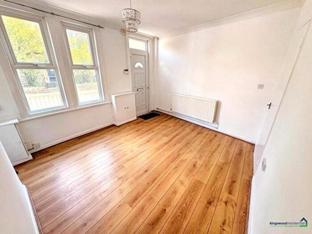3 Bedroom End Of Terrace House To Rent In Arnold Road, Basford, Nottingham, NG6