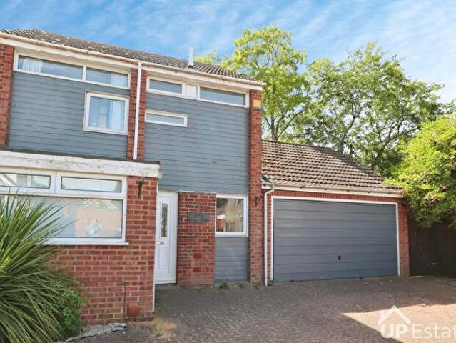 3 Bedroom End Of Terrace House To Rent In Boswell Drive, Coventry, CV2