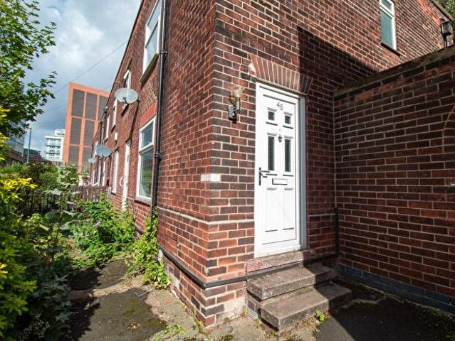 3 Bedroom End Of Terrace House To Rent In Brook Street, Nottingham, NG1