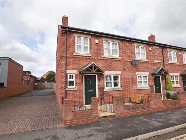 3 Bedroom End Of Terrace House To Rent In Central Avenue, Ibstock, LE67