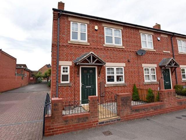 3 Bedroom End Of Terrace House To Rent In Central Avenue, Ibstock, LE67