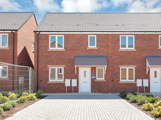 3 Bedroom End Of Terrace House To Rent In Charles Dyer Close, Melton Mowbray, LE13