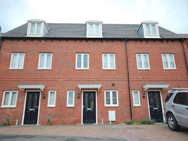 3 Bedroom End Of Terrace House To Rent In Ivy Grange, Bilton, CV22