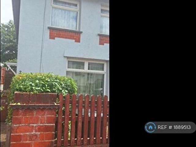 3 Bedroom End Of Terrace House To Rent In Malcolm Road, Northampton, NN2
