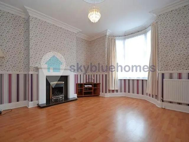 3 Bedroom End Of Terrace House To Rent In Milligan Road, Leicester, LE2