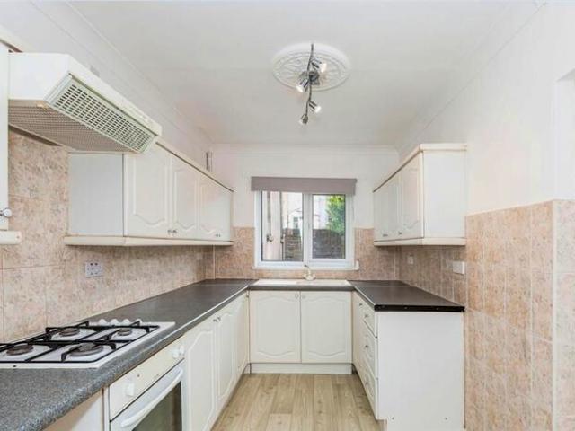 3 Bedroom End Of Terrace House To Rent In North Hill Road, Swansea, SA1