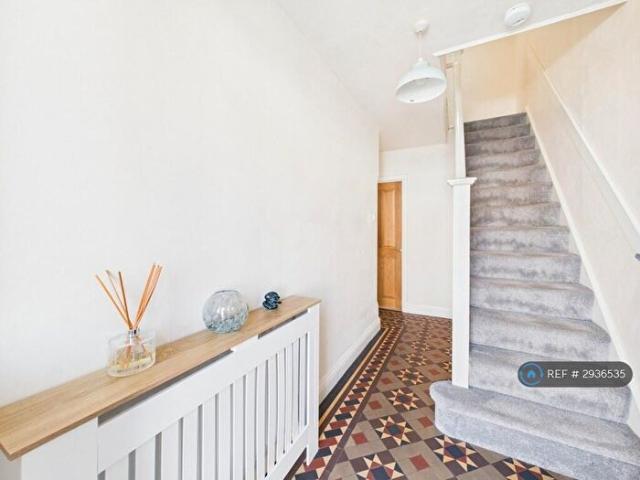 3 Bedroom End Of Terrace House To Rent In Oldfield Road, Coventry, CV5