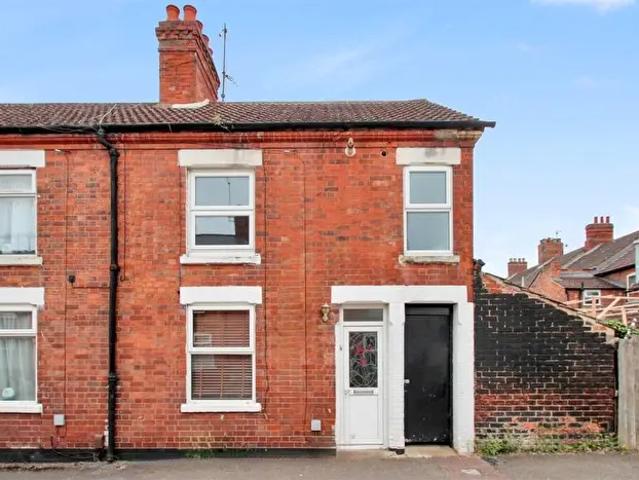 3 Bedroom End Of Terrace House To Rent In Pemberton Street, Rushden, NN10