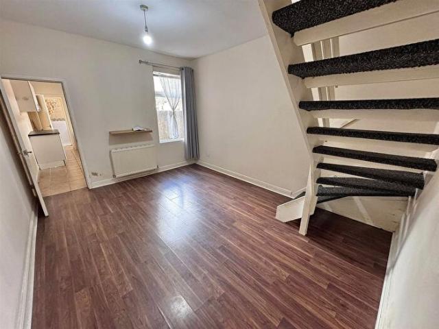 3 Bedroom End Of Terrace House To Rent In Princess Street, Foleshill, Coventry, CV6