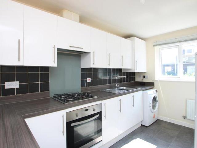3 bedroom end of terrace to let, Charlton Hayes, Bristol | Ocean Estate Agents