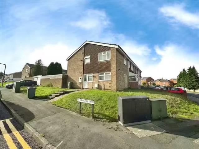 3 bedroom End Terrace House to rent, Temple Way, Tividale, B69.