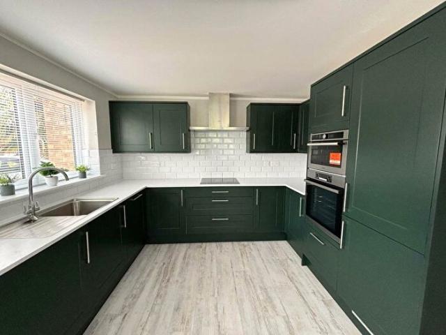 3 Bedroom End Terrace House To Rent In Wilmot Close, Witney, Oxfordshire, OX28