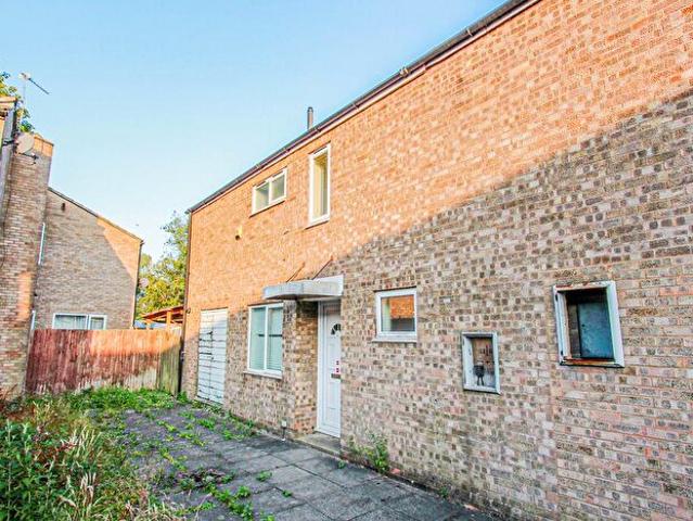 3 Bedroom End Terrace House To Rent In Norse Walk, Corby, NN18